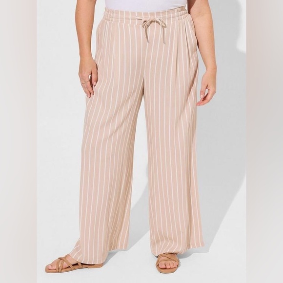torrid | Pants & Jumpsuits | New Torrid Wide Leg Washable Gauze High ...